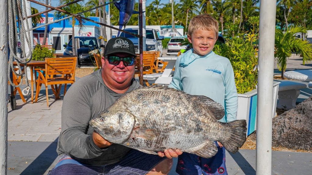 What Charter is best for you? / Mid December Fishing Report - Bud n ...